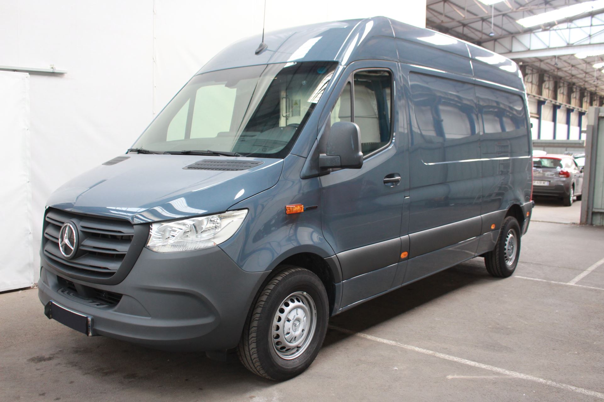Lot 322 - MERCEDES SPRINTER FOURGON ESPRINTER FGN 312 39 3.5 ...