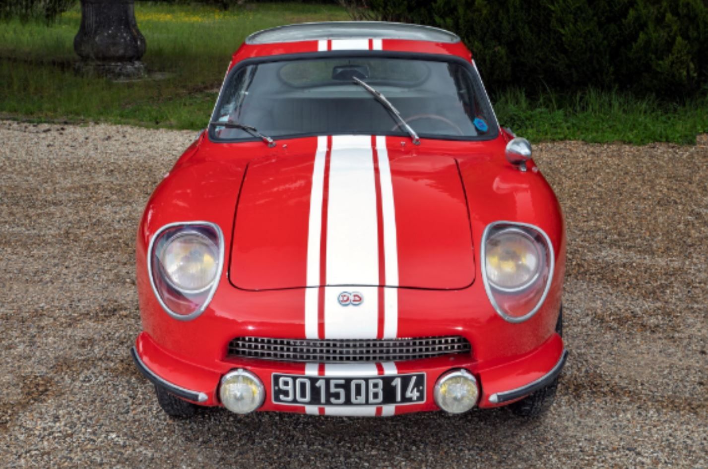 Lot 60 - DB Panhard HBR5 année 1959 avec Carte grise Française ...