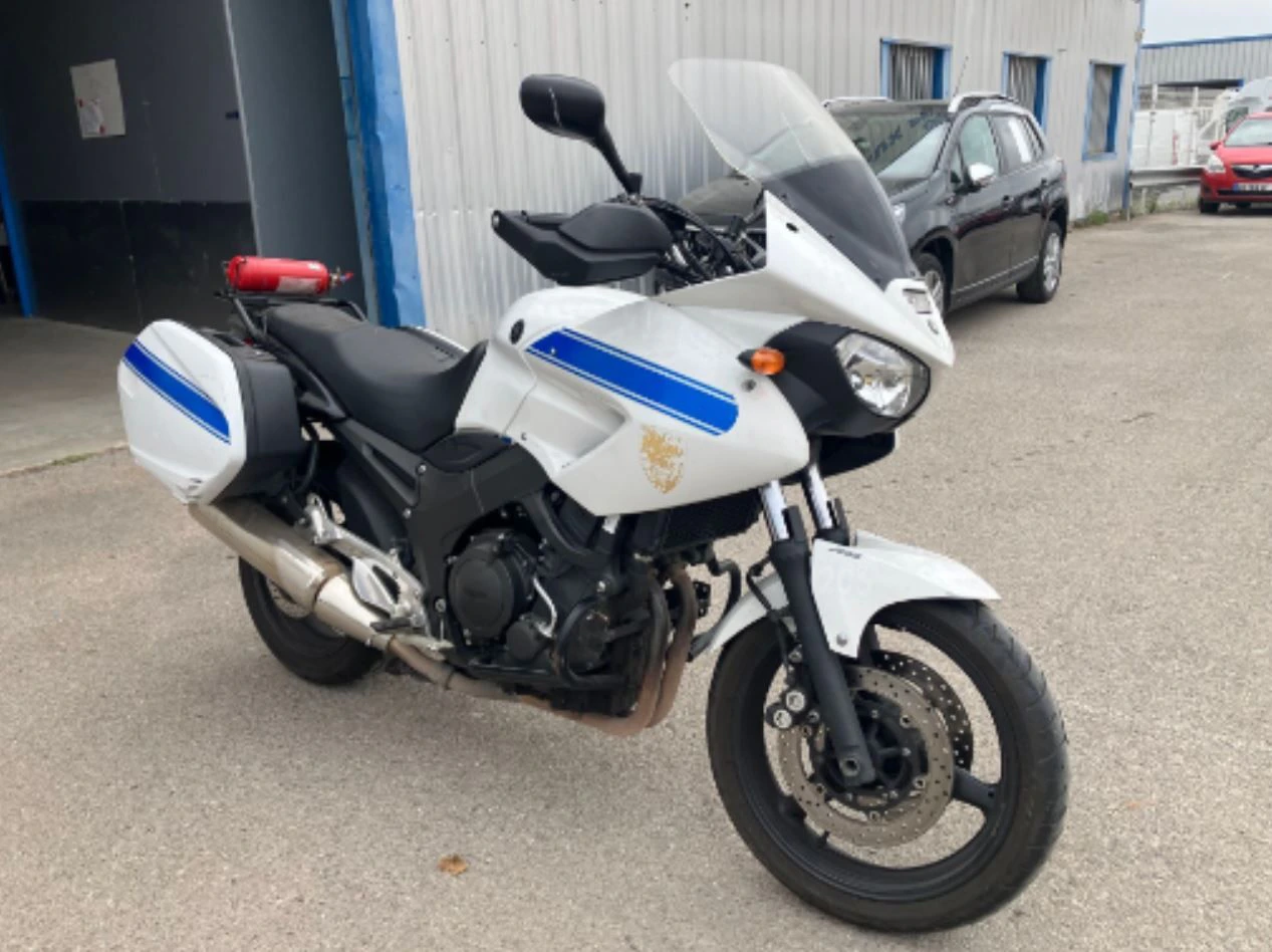 Lot 5 - Moto Yamaha TDM900, année 2015 avec 39260 km au compteur ...