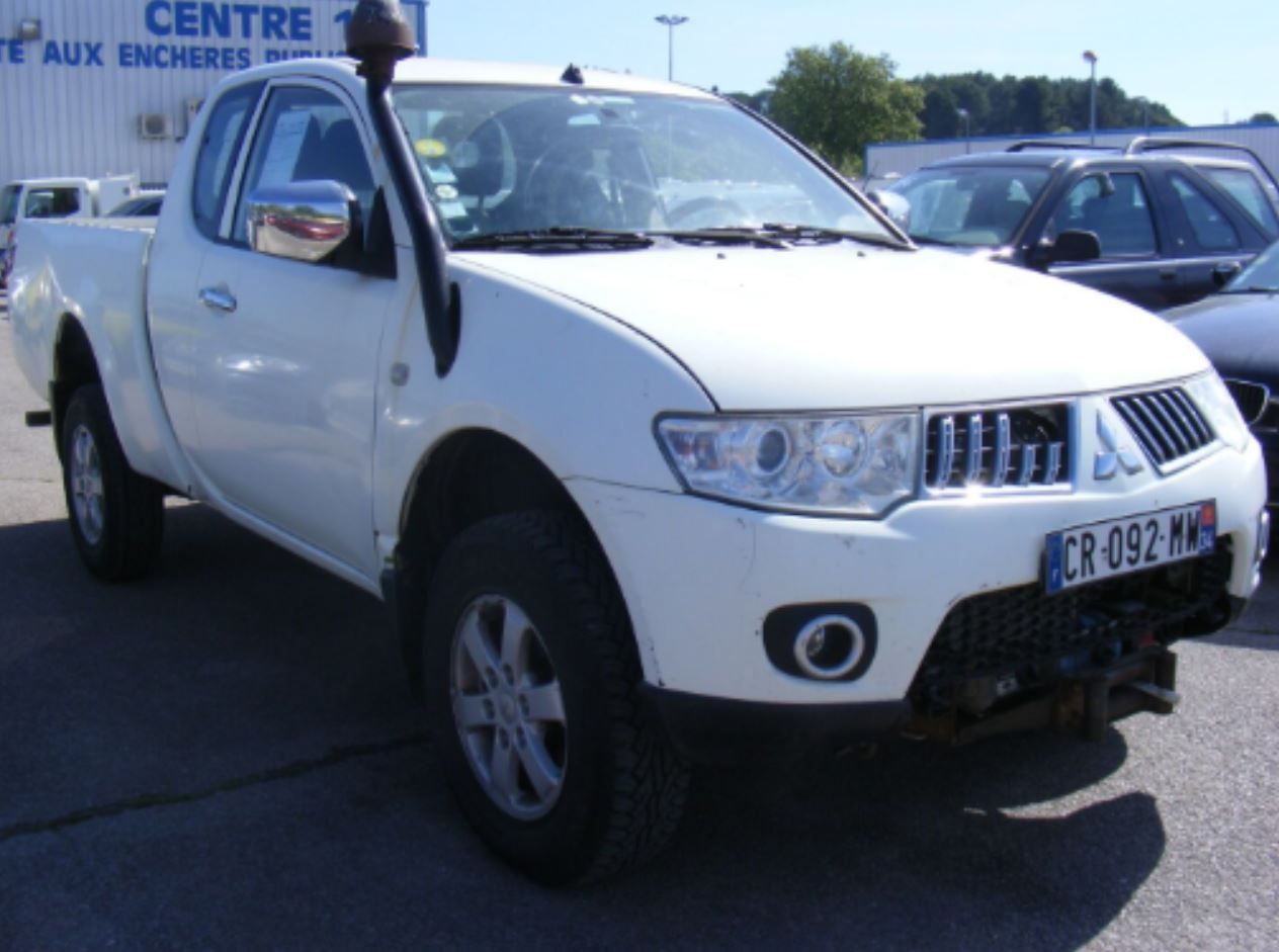 Lot 1 - 4X4 Mitsubishi L200 2.5 année 2013 avec 101274 km au compteur ...