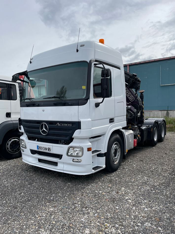 Mercedes Actros 2641 6 x 4 ayant 252000 Km au compteur - Résultat du 12 ...