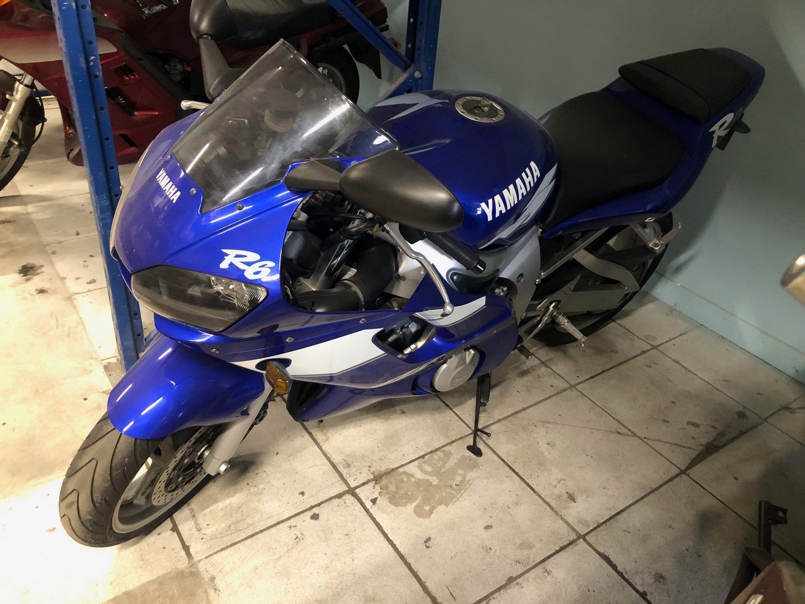 1 moto Yamaha R6 année 1999, avec carte grise - Résultat du 28/03/2023