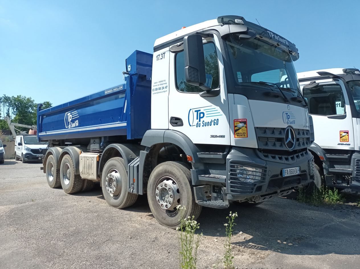 19★ Vente de véhicules, de matériels de BTP et de chantier le 29 Juin 2023